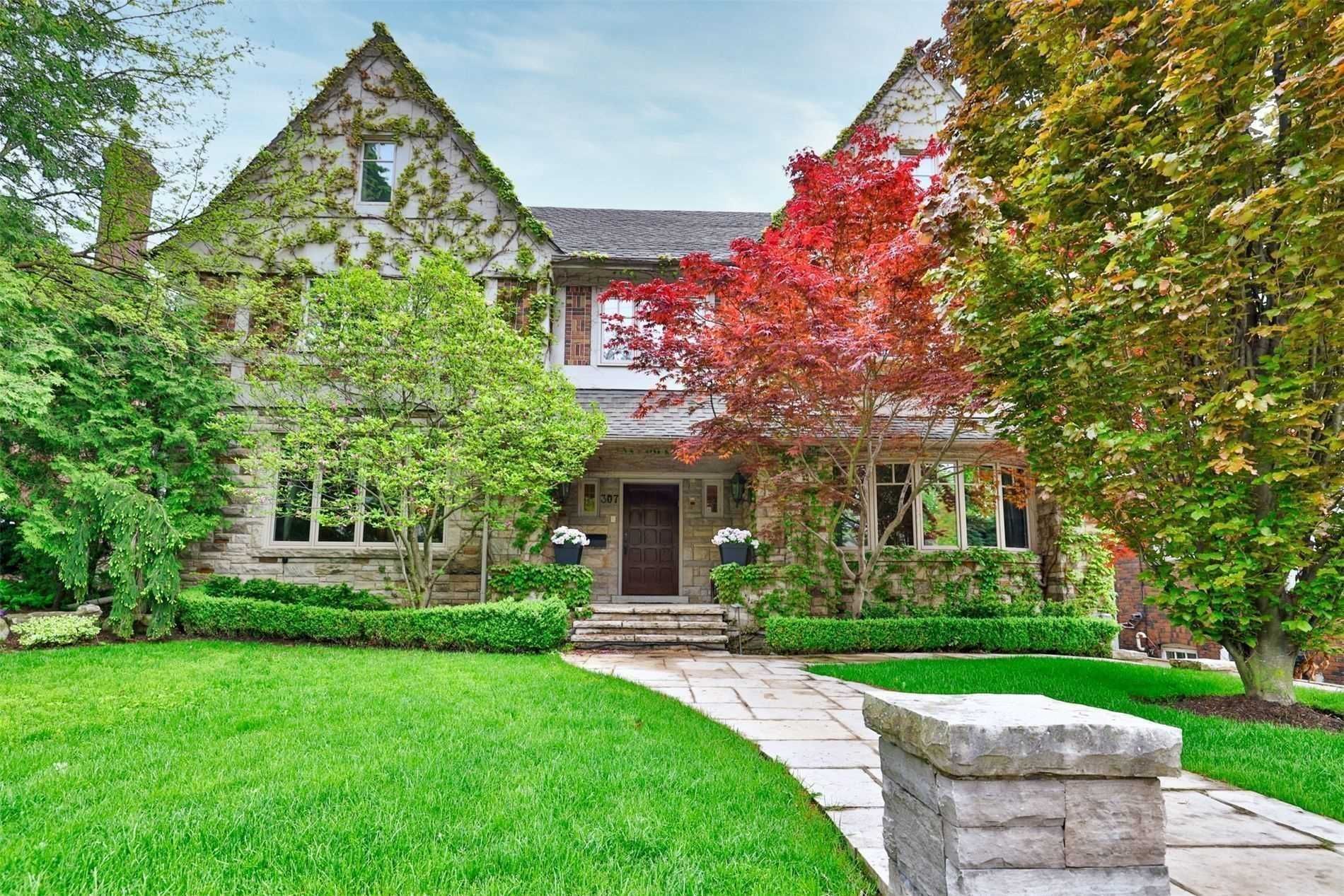 Houses for Sale in Yonge & Eglinton Toronto